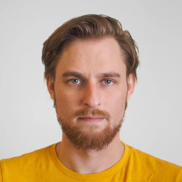 About — Cameron Carson