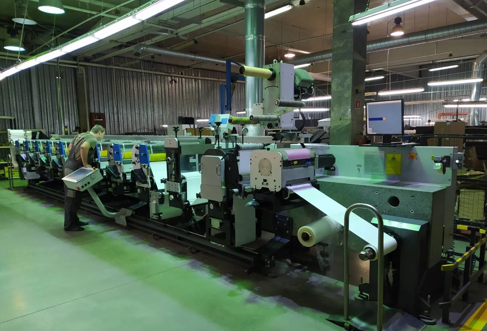 Gallus ECS 340 - 8 Colour — Berkeley Machinery - Innovative Label & Packaging Solutions