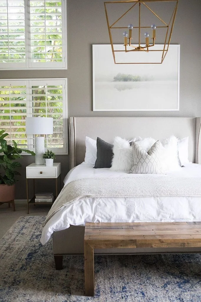 Five No-Fail Ways To Decorate Around Your Bed