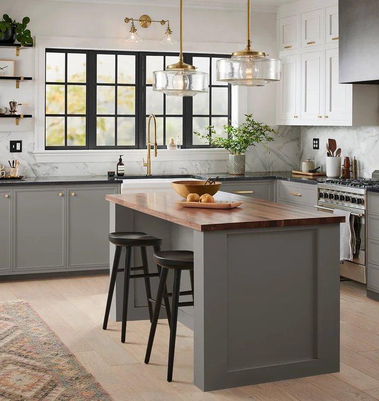 How to Pick the Right Counter Stools for Your Kitchen