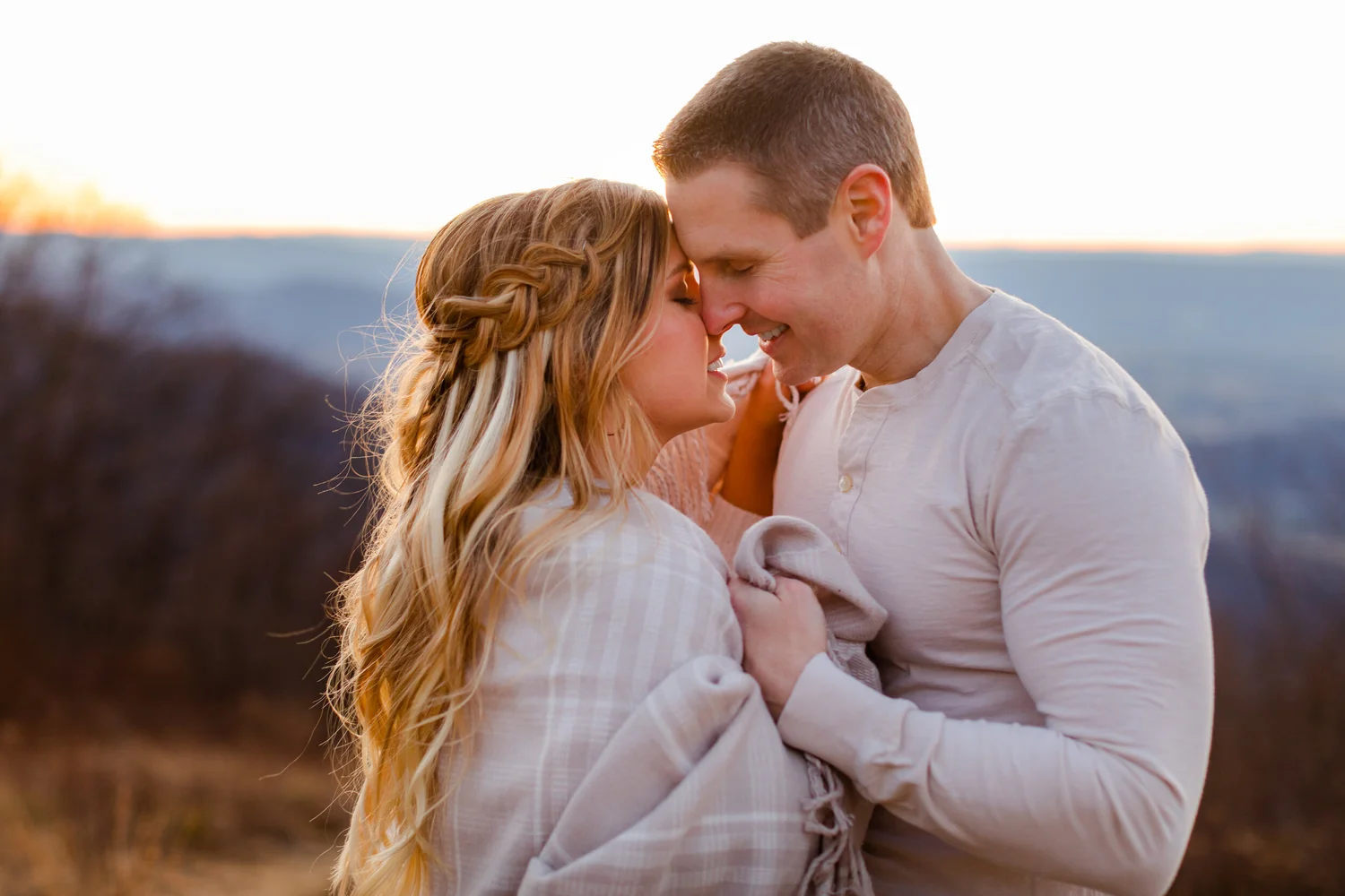 Natalie + Jon | Mountain Engagement SessionVirginia Wedding ...