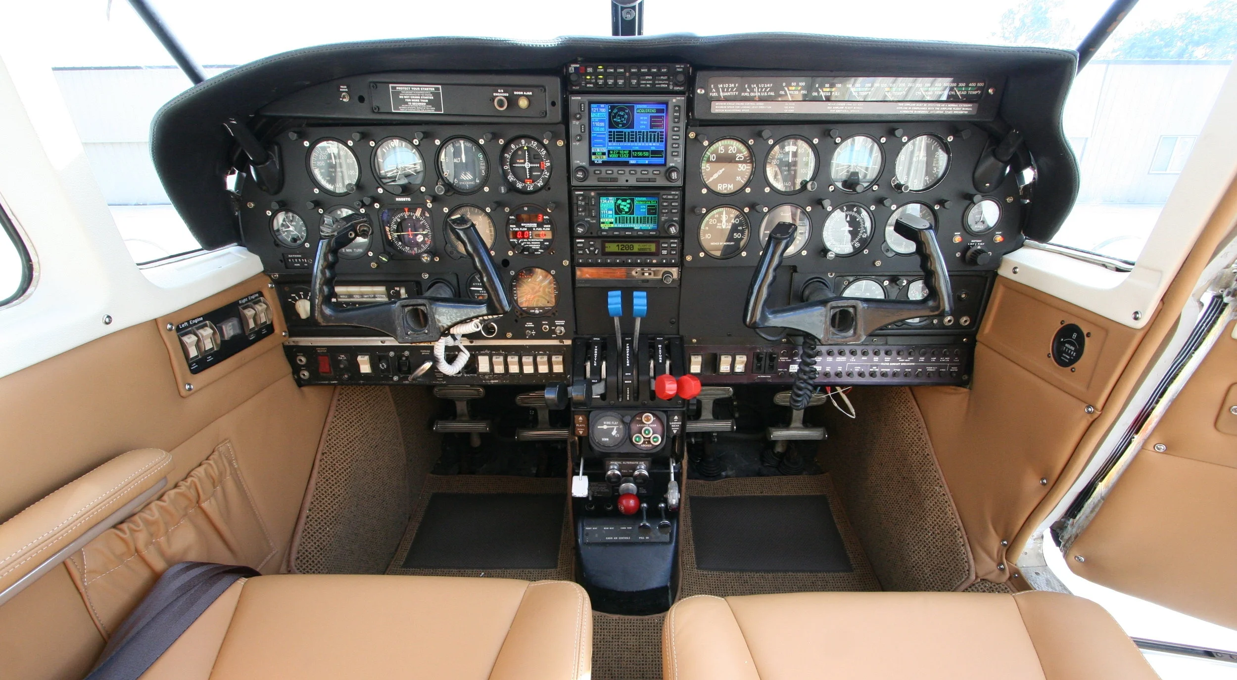 Advanced Aviation Inc.Flight TrainingAdvanced Aviation