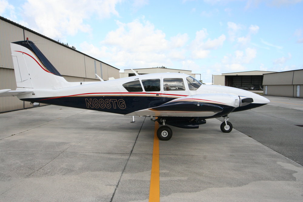 Advanced Aviation Inc.Flight TrainingAdvanced Aviation