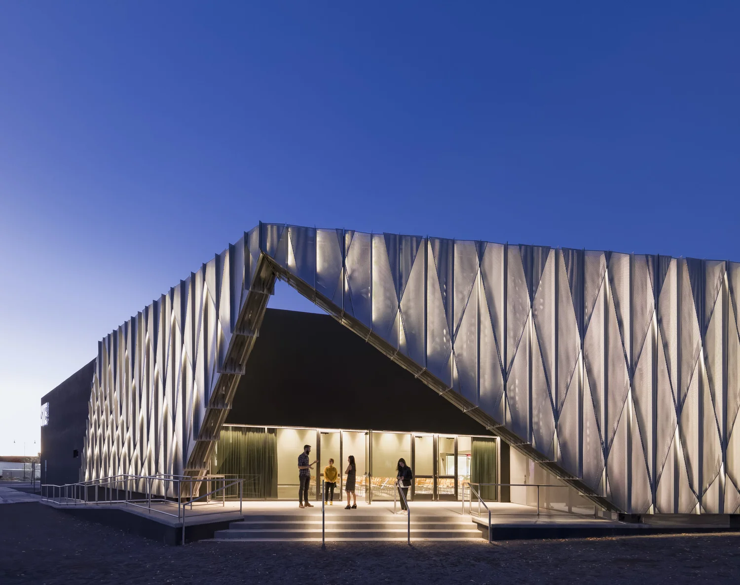 SHoP Extension of SITE Santa Fe featured on Dezeen with photographs by ...