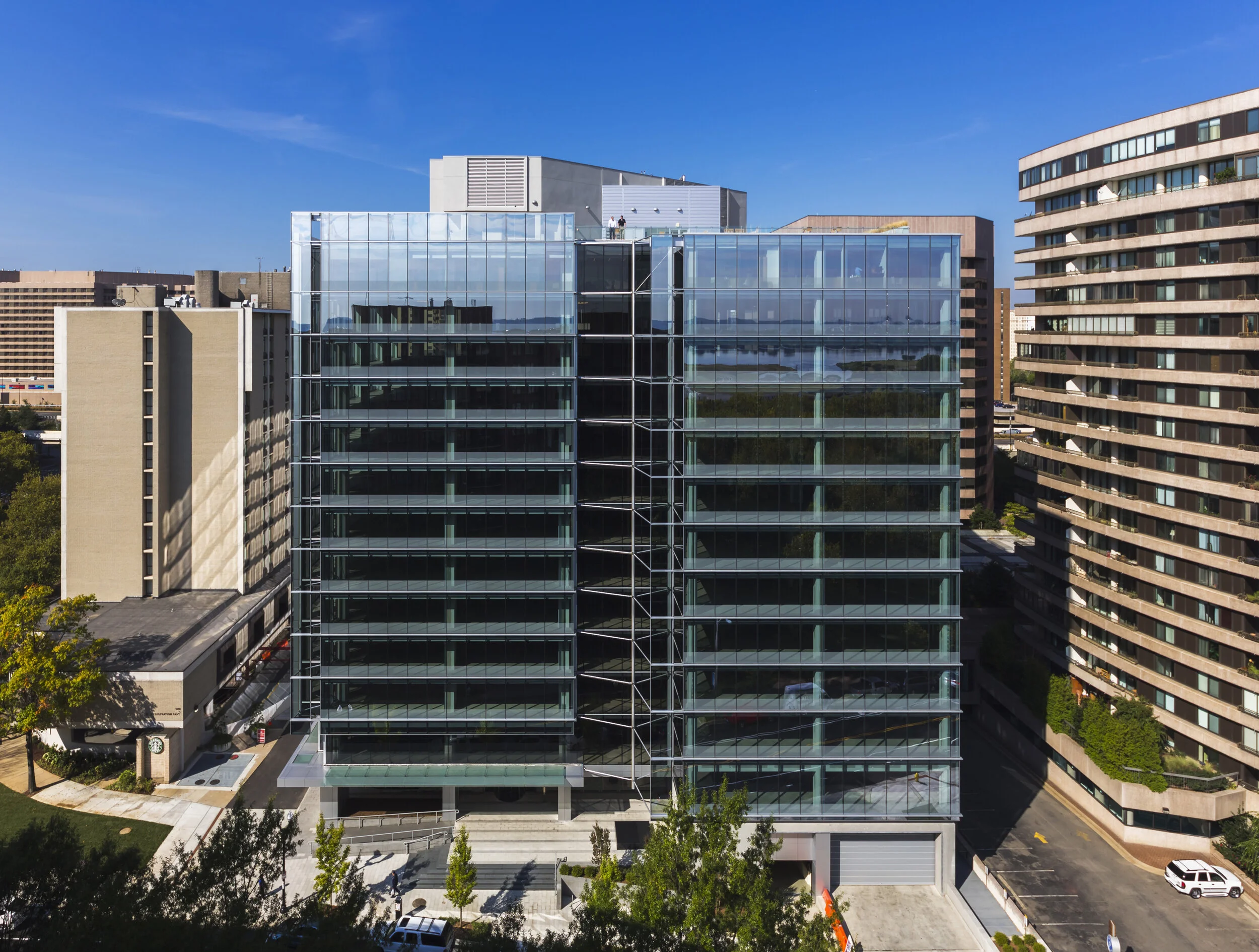 Arch Daily Featured FOX Architect's 11400 Crystal Drive Office ...