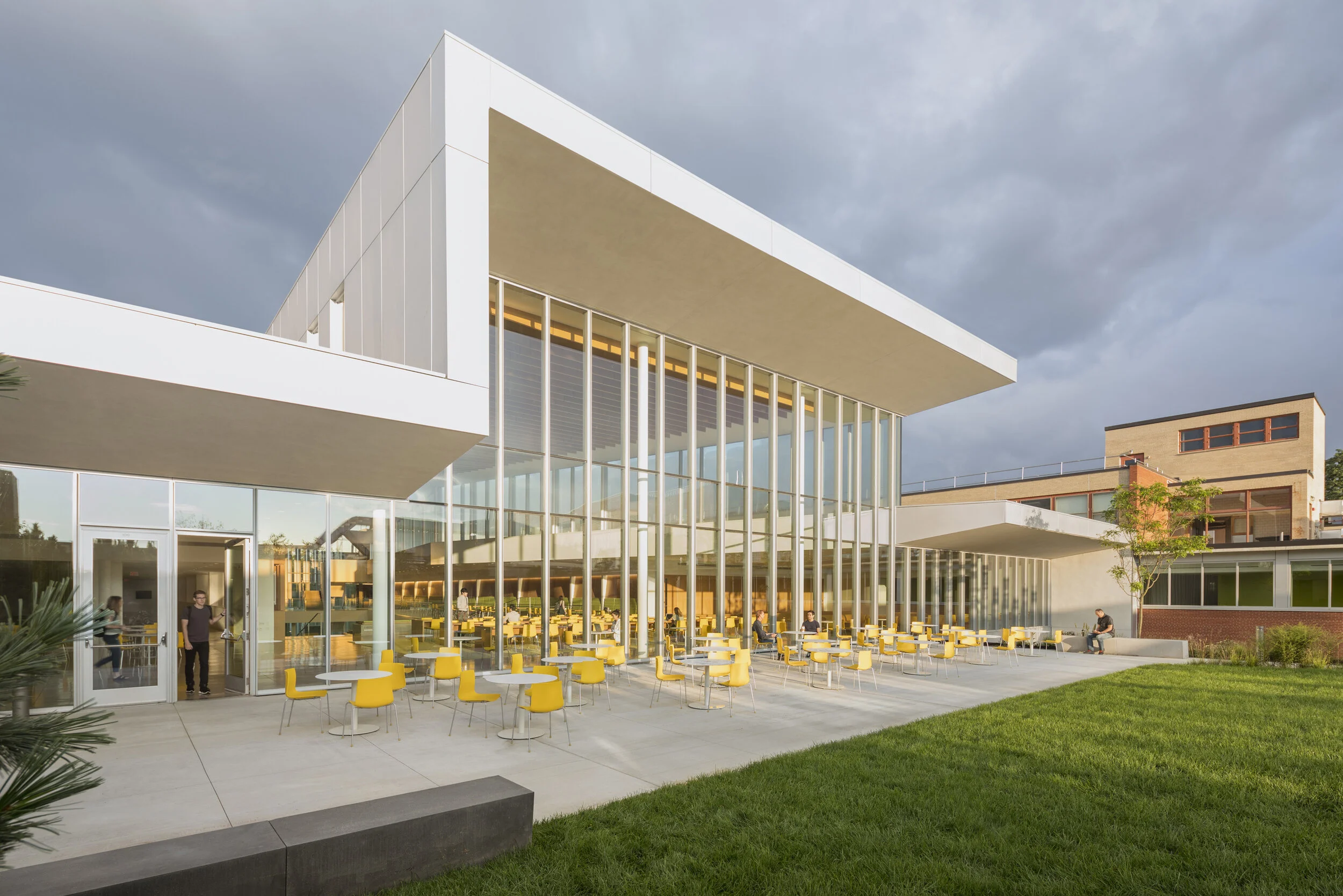 Albert Vecerka: Education — Esto