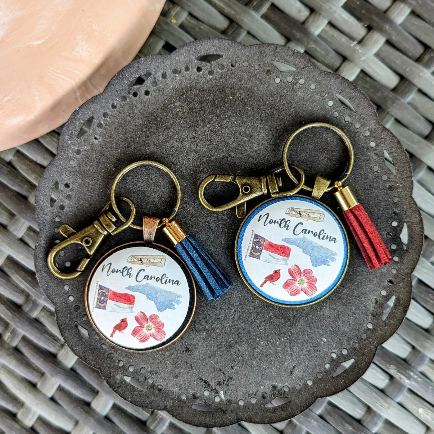 Key Chain - NC Ribbon — Carolina Gift Store