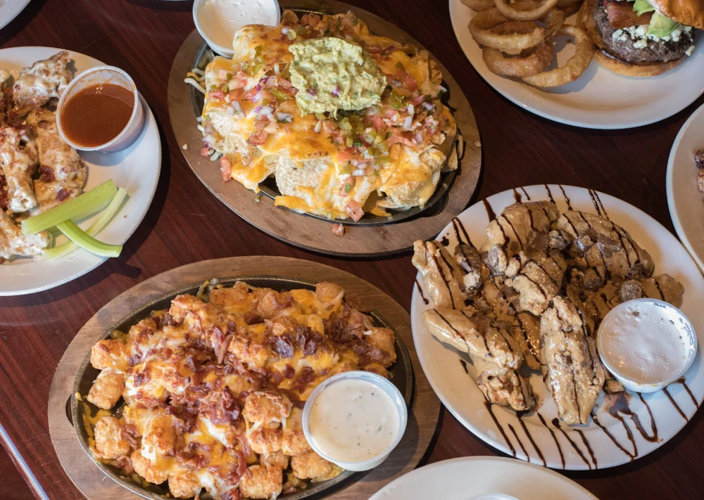 Dew Drop Inn in Derby: Adventures in Chicken Wings And More — CT Bites