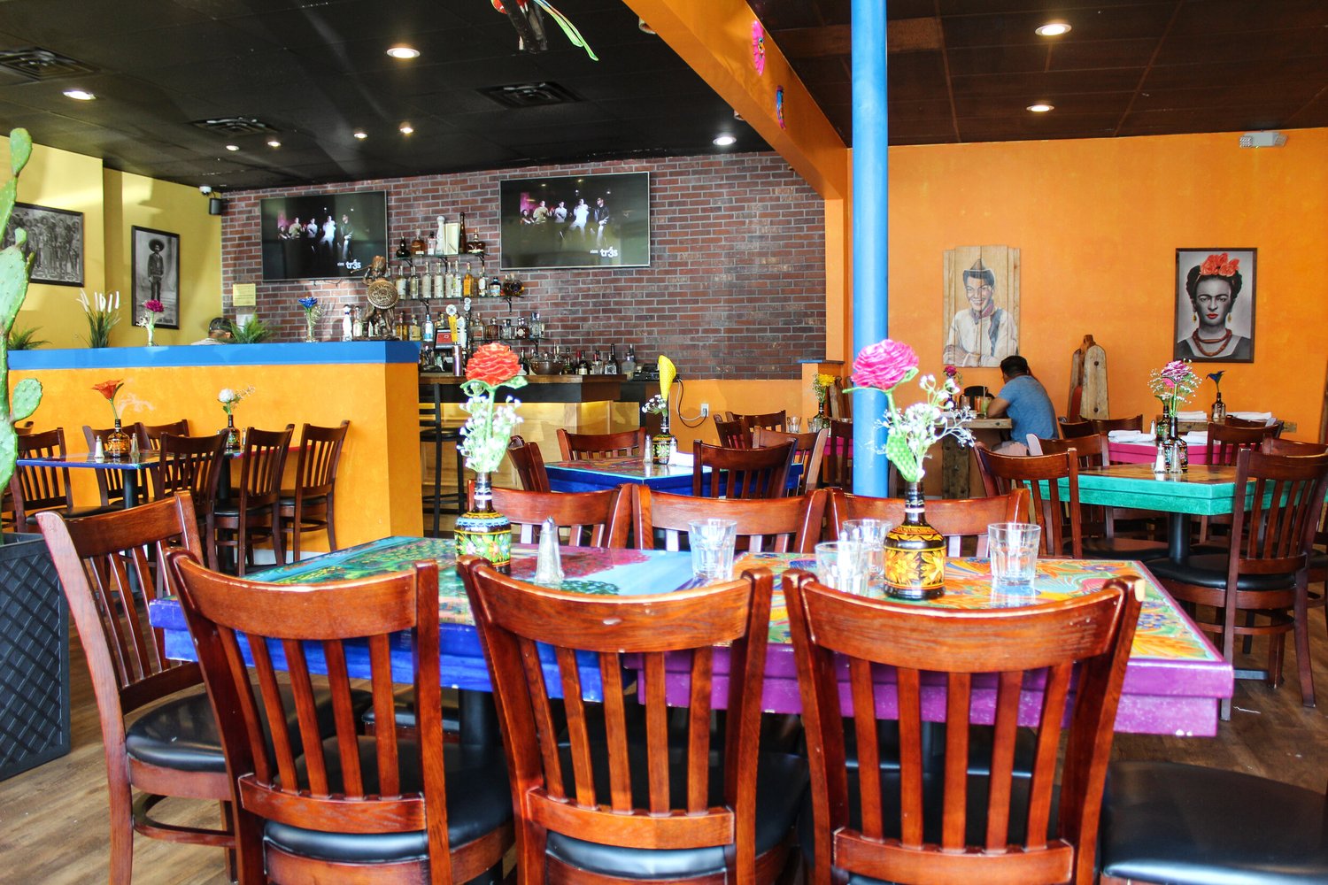 Hidden Mexican Gem: Azteca Restaurant in Bridgeport — CT Bites