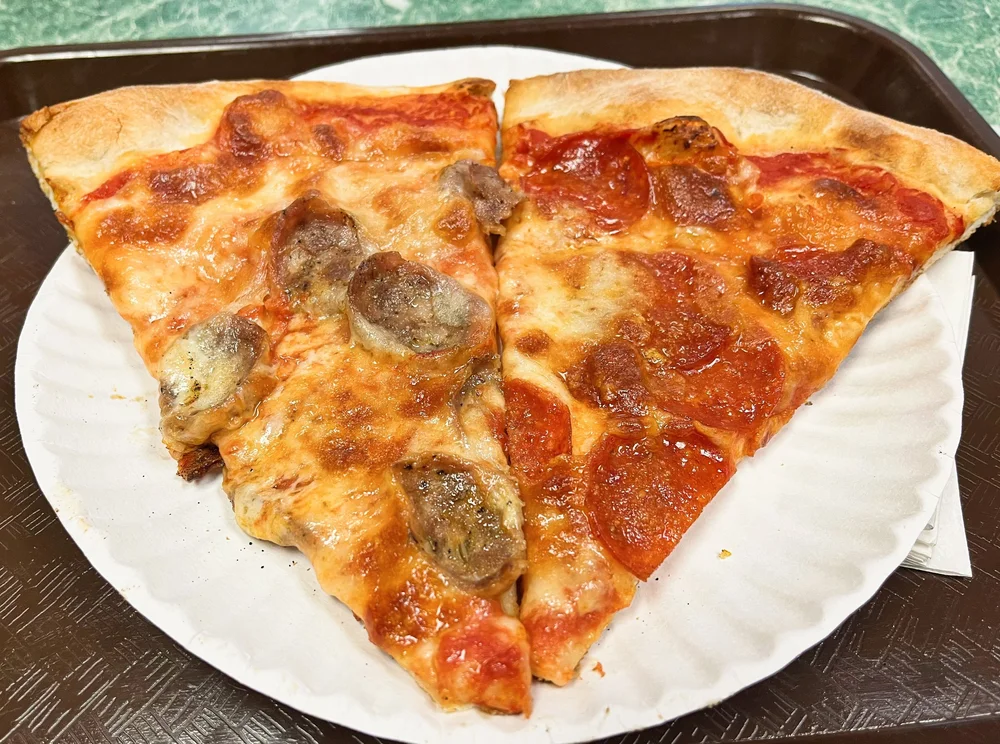 Hidden Pizza Gem: Domenick & Pia in Waterbury for Over 50 Years — CT Bites