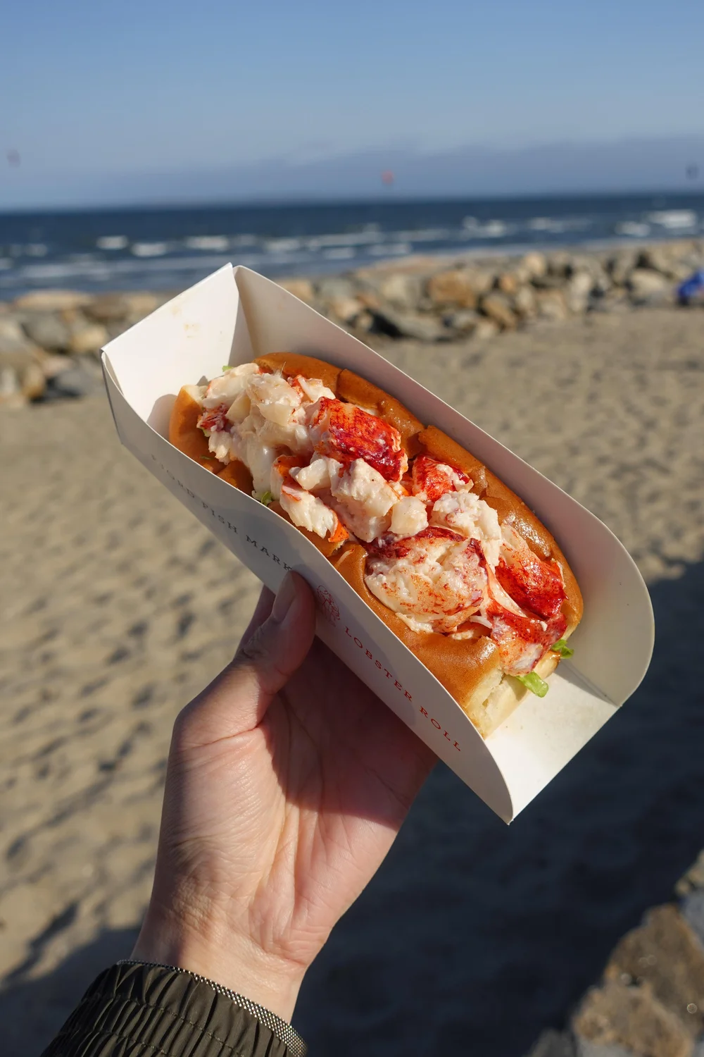 2024 Connecticut Lobster Roll Guide: 80+ Seafood Shacks, Roadside ...