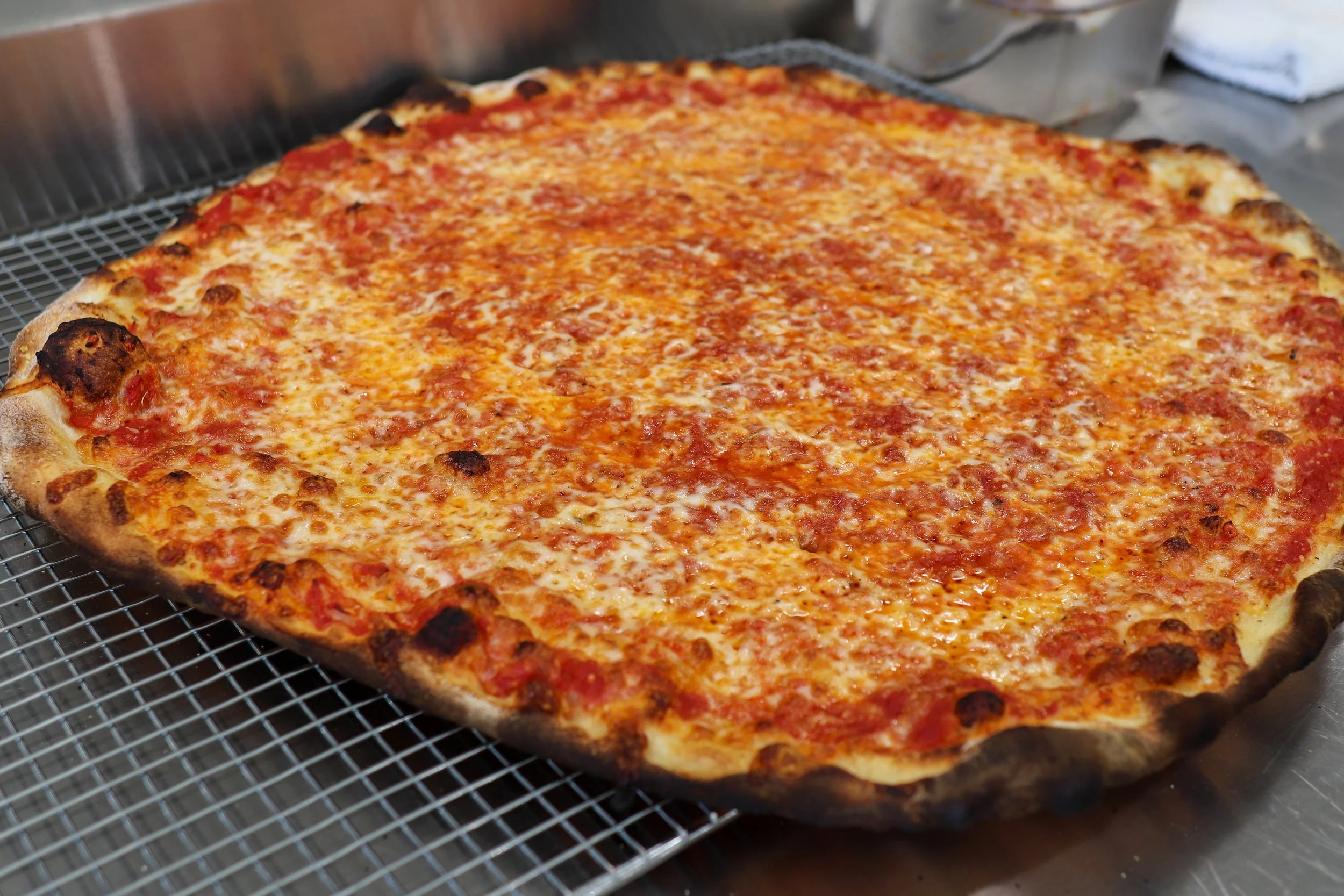 Pat's Apizza Opens in a Gas Station in North Haven — CT Bites