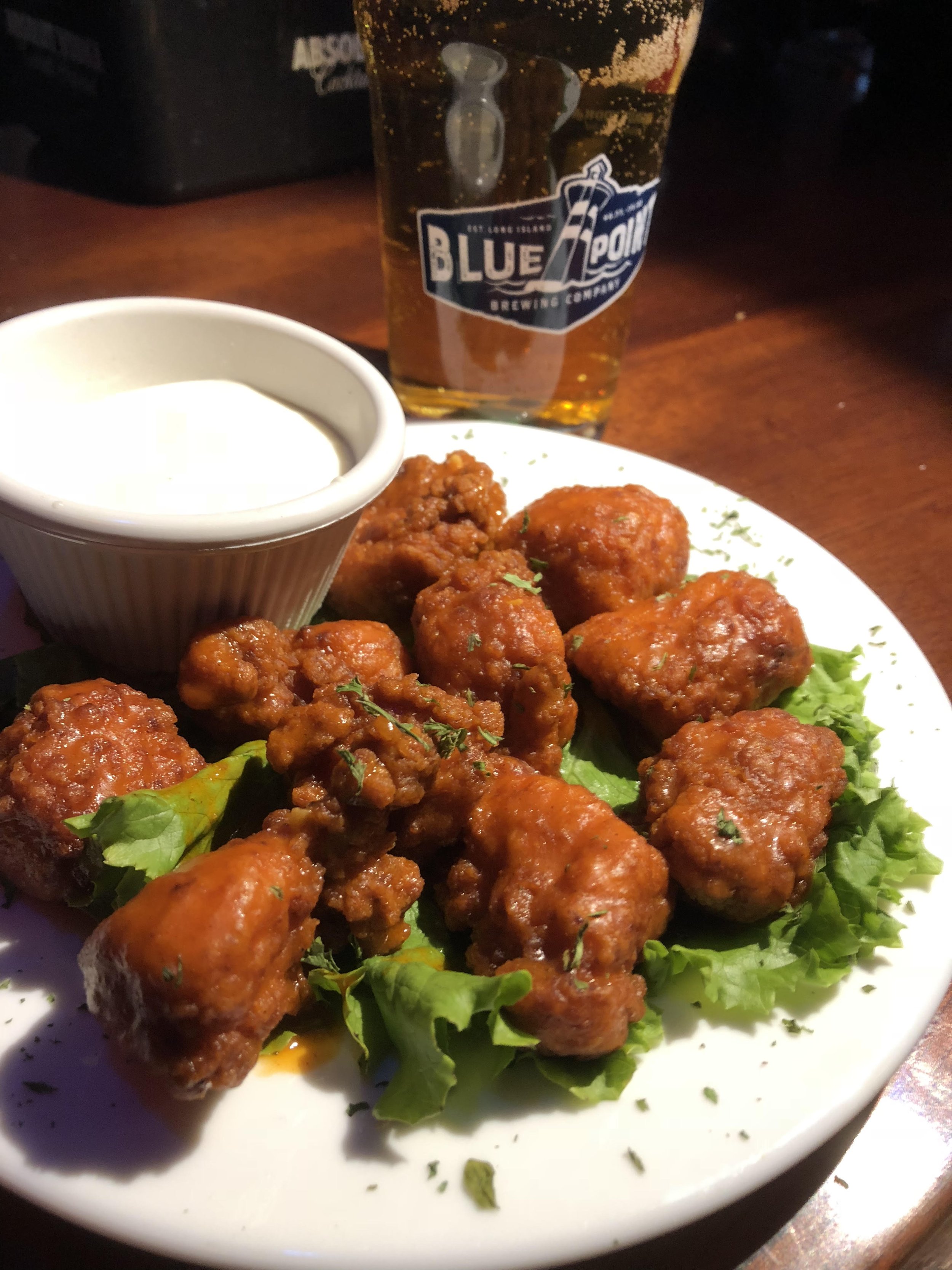 2024 Chicken Wings Guide: 90+ Connecticut Bars + Restaurants for the ...