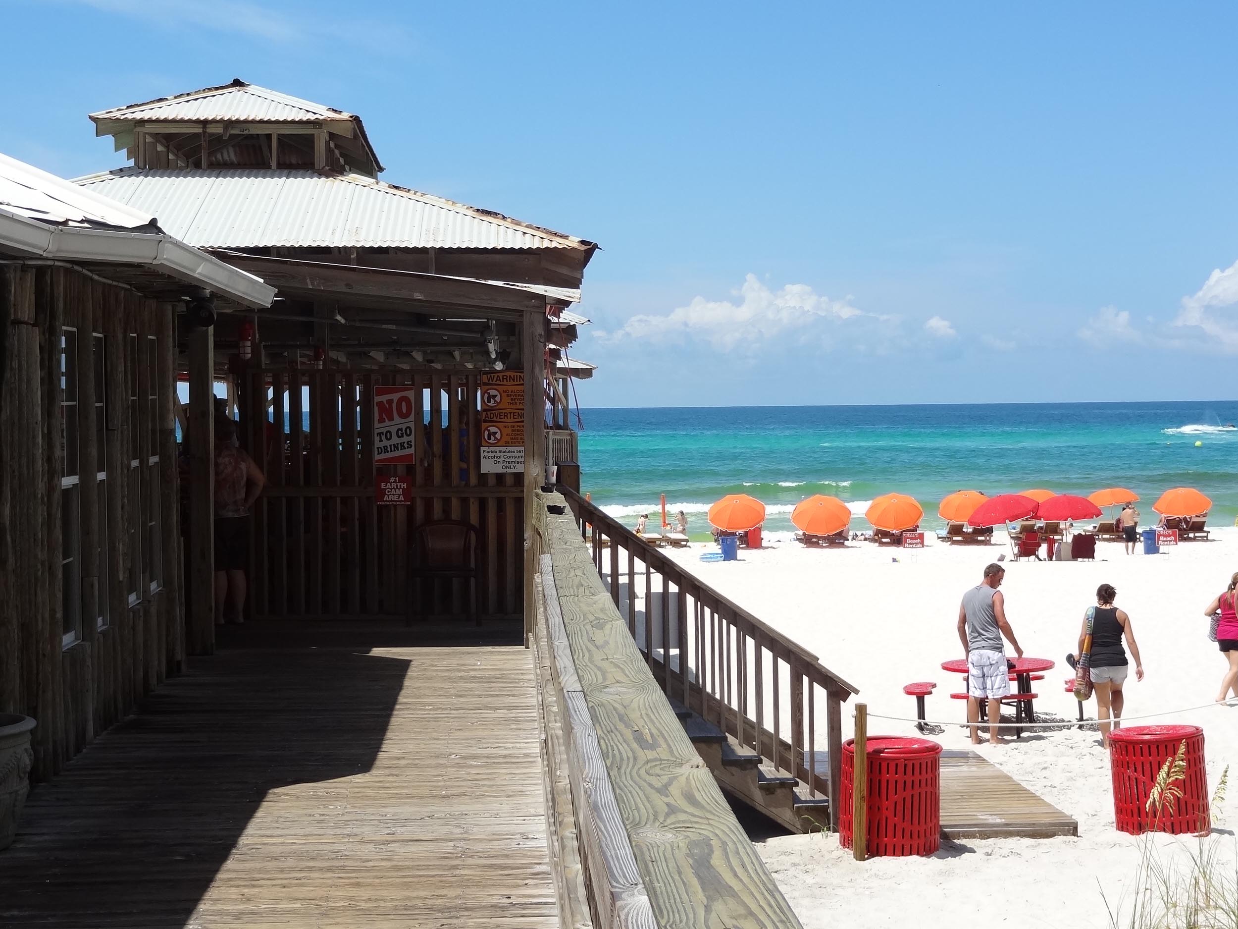 Pineapple Willy's — Florida Beach Bar