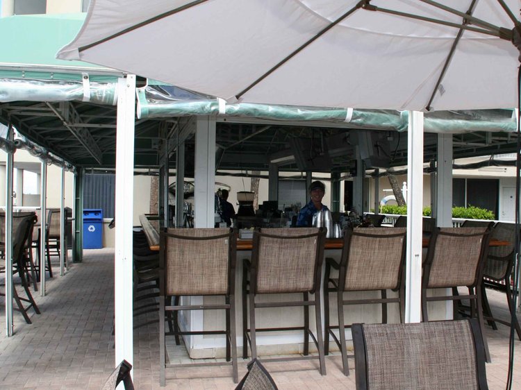 Lido Beach Resort Tiki Bar — Florida Beach Bar