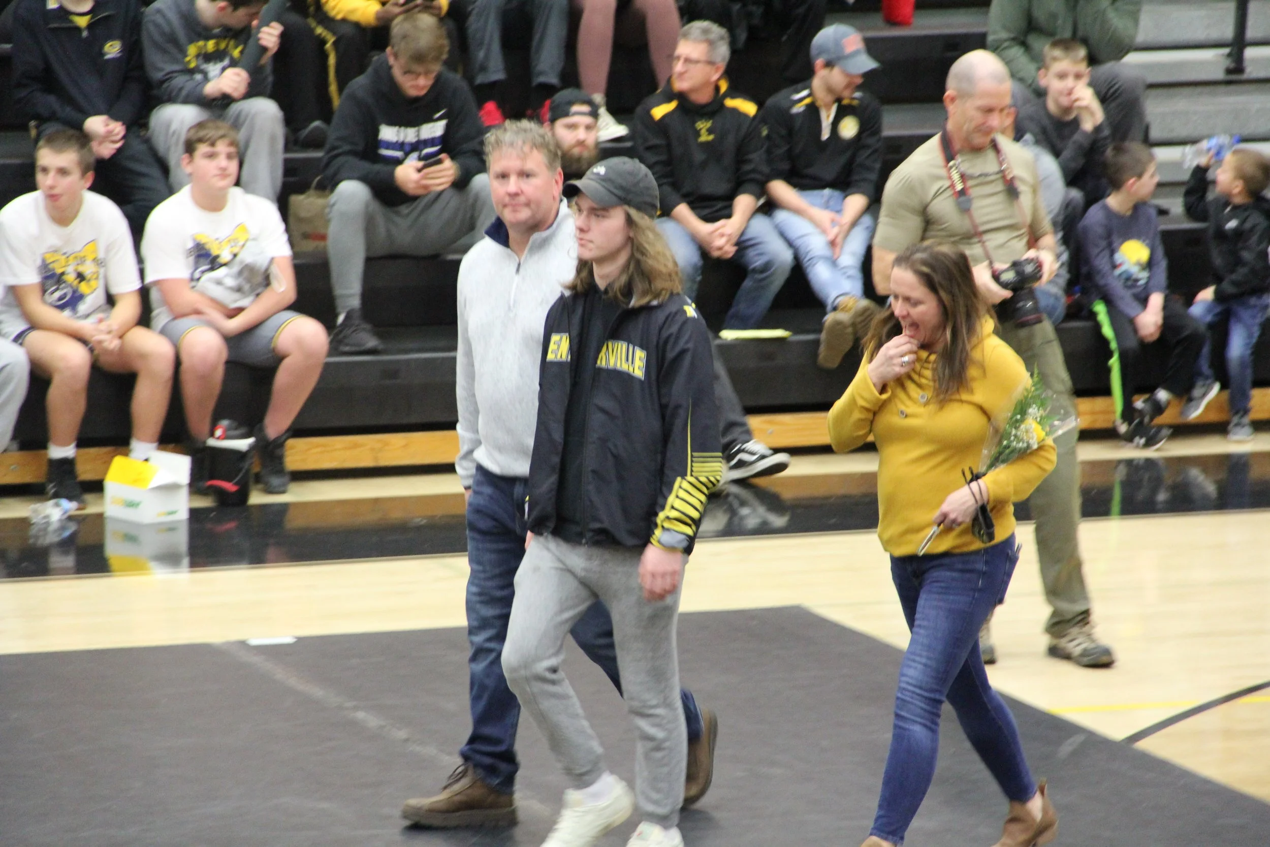 5 Jan 2022 Senior Night with Parents — CENTERVILLE ELKS