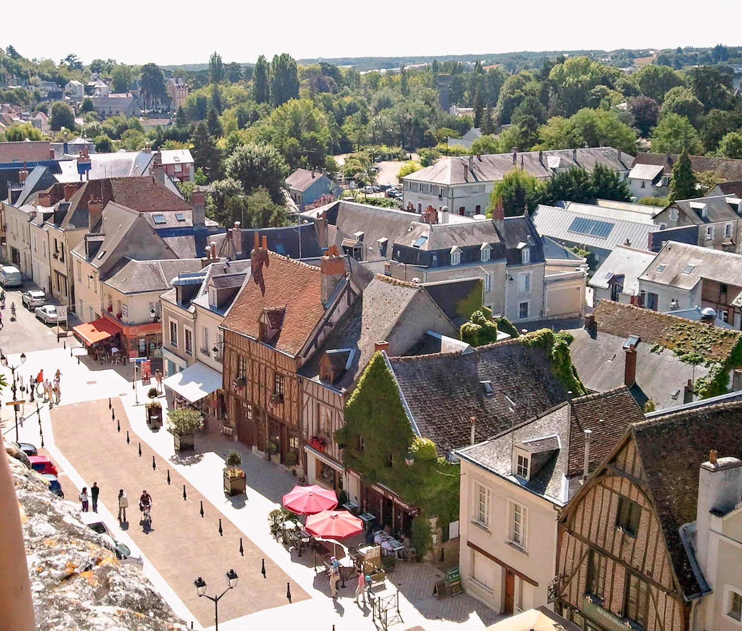 Discovering Amboise – A French Fairytale Town — Lattes, Life & Luggage