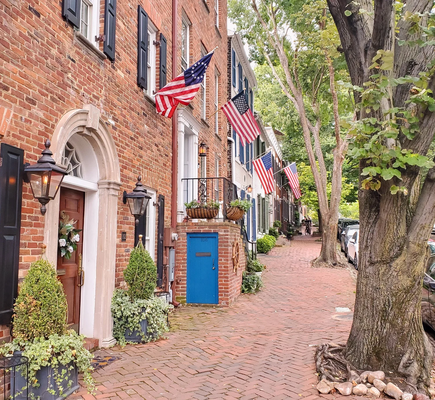 Things to Do in Old Town Alexandria — Lattes, Life & Luggage