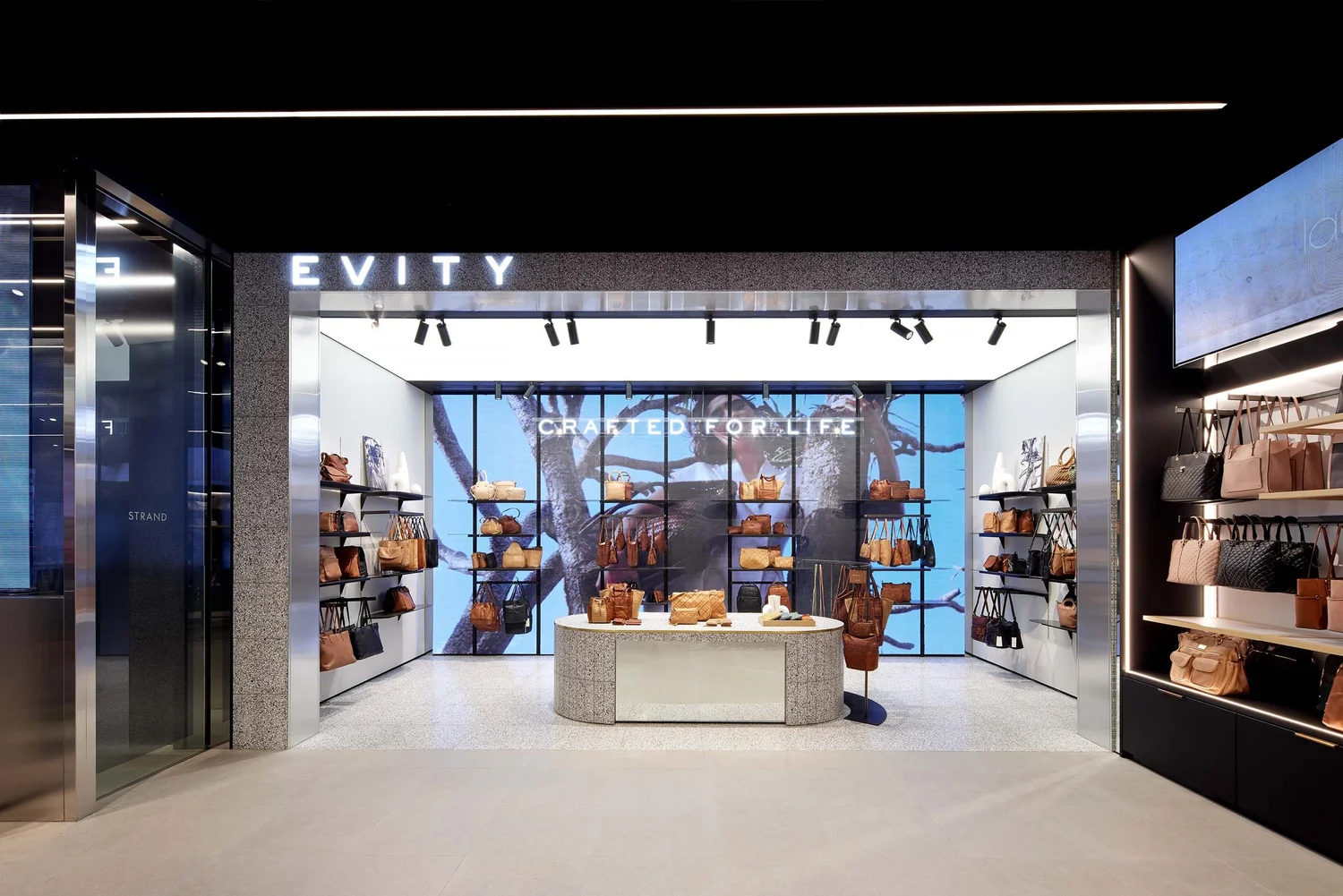 M I L L I G R A M - Strandbags - Chadstone