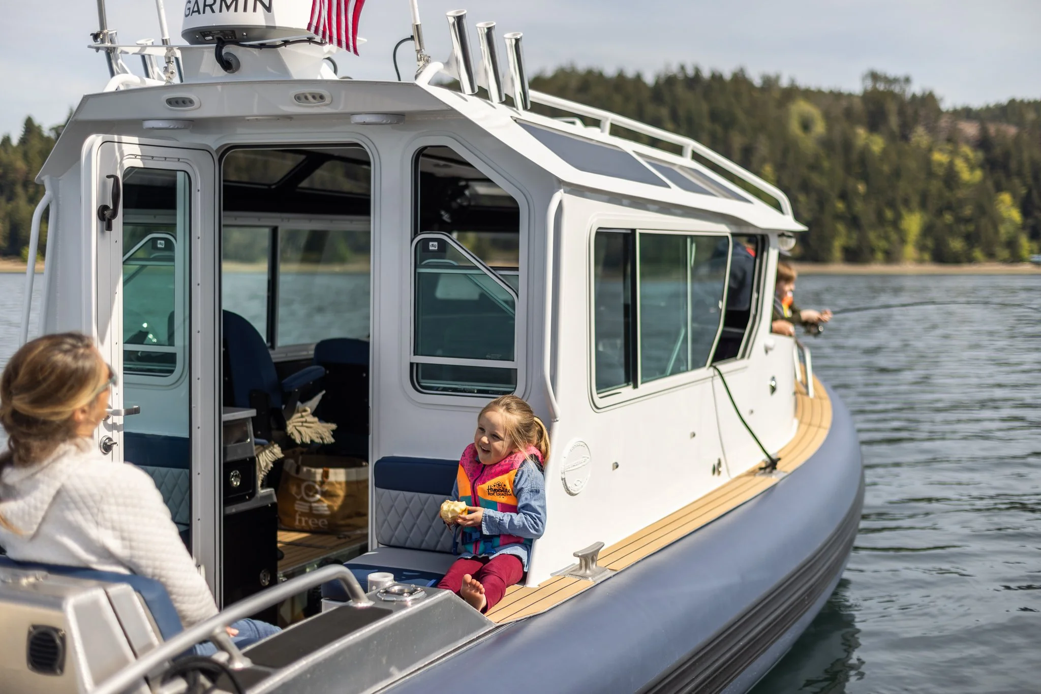 27 Full Cabin — LIFE PROOF BOATS