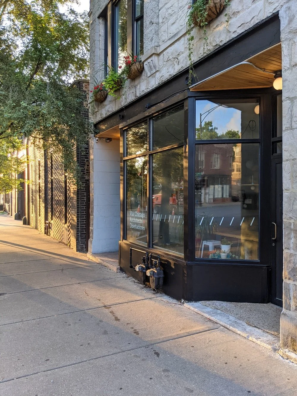 Studio — Via Chicago