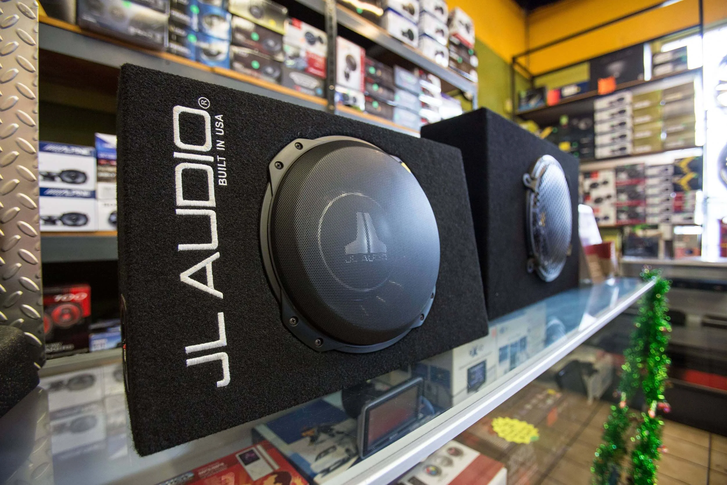 Premium Car Stereo System, Speakers & Car Audio Benefits