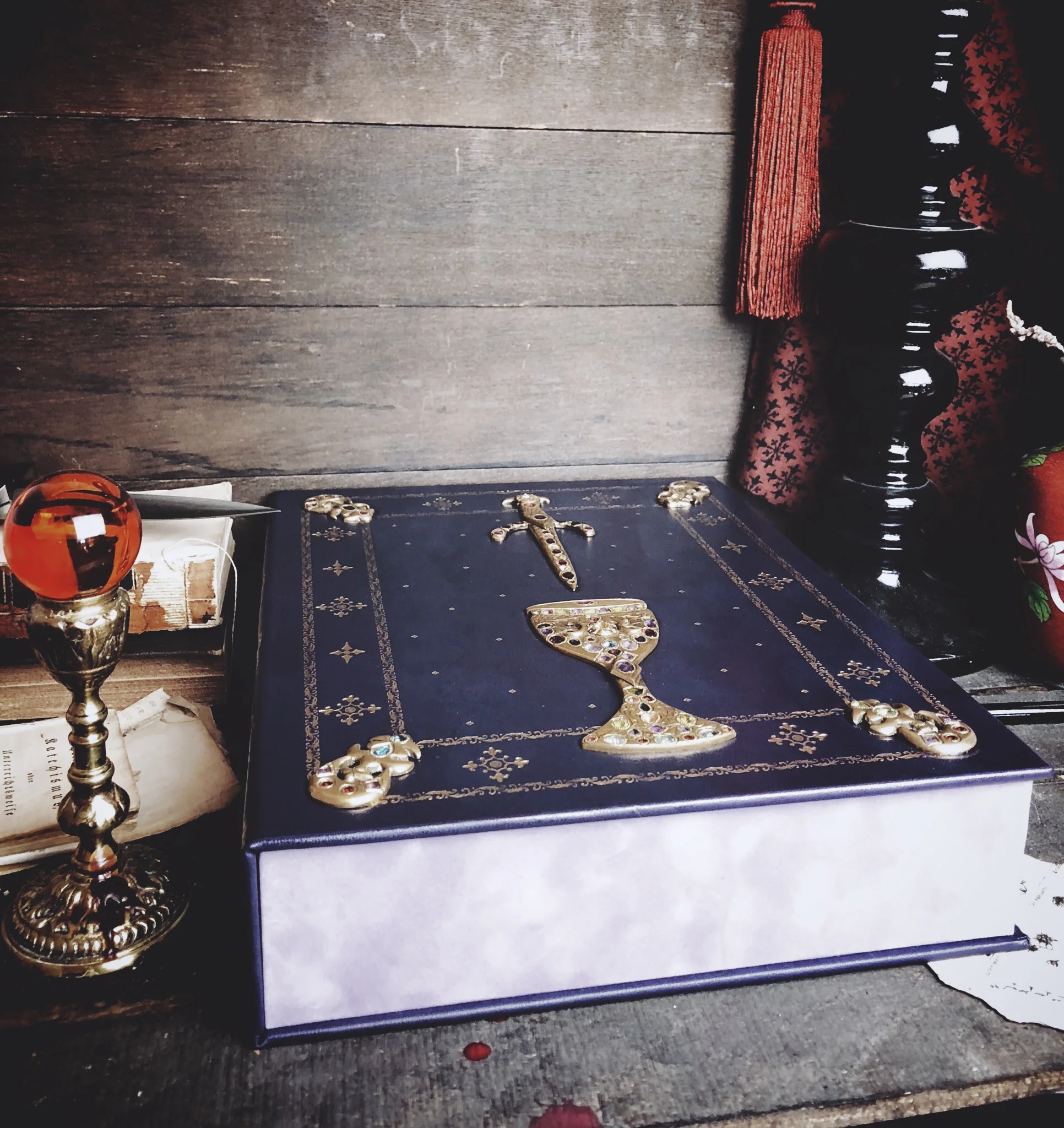 Clamshell Boxes — McCall Co. Bindery & Book Arts