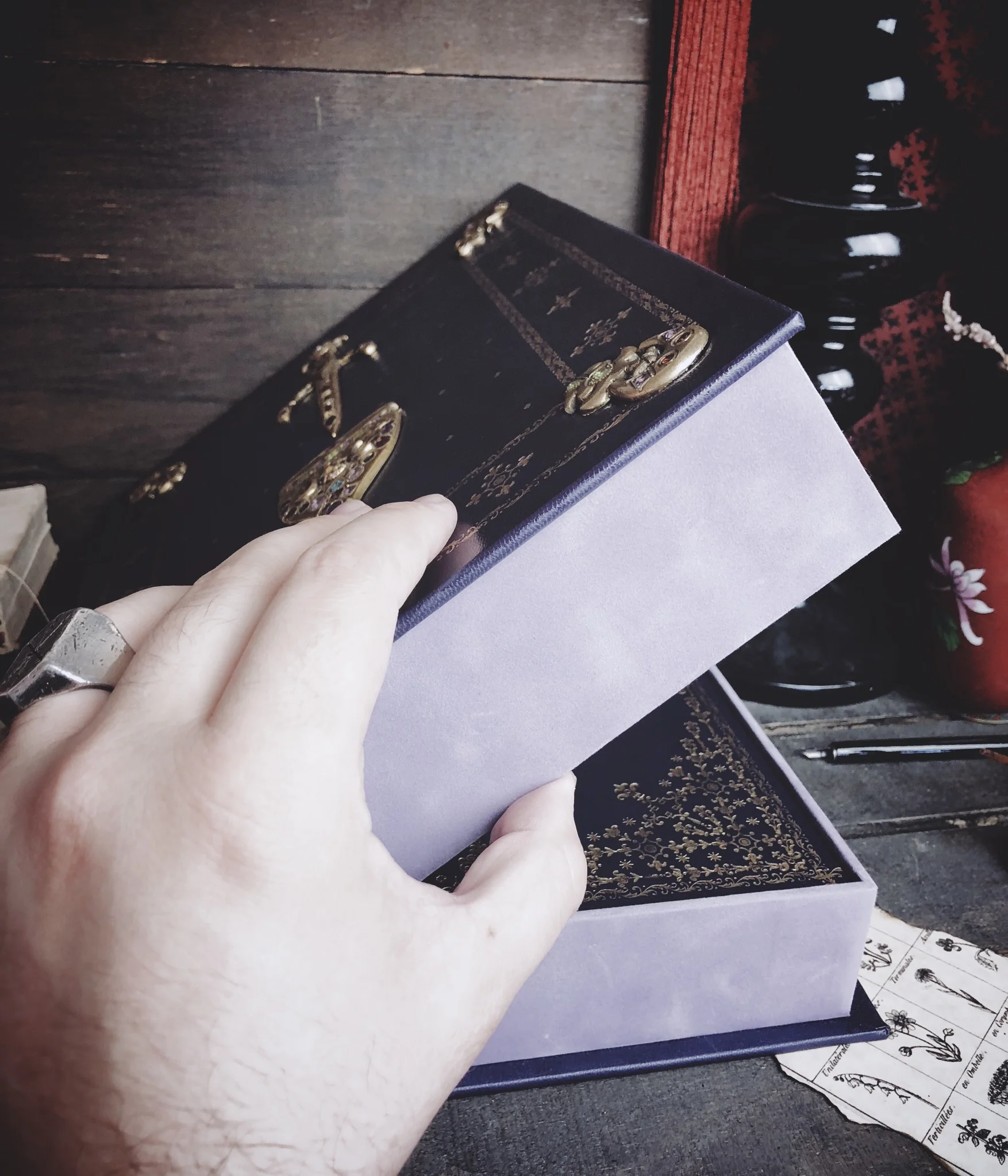 Clamshell Boxes — McCall Co. Bindery & Book Arts