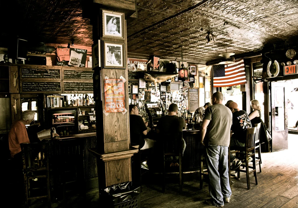 Gallery — Spring Lounge