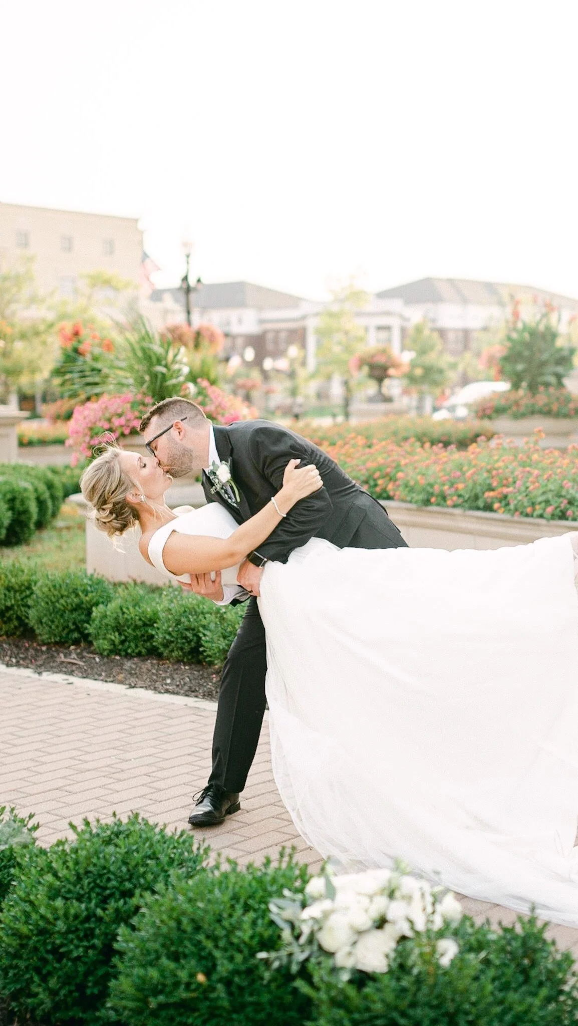 Beth + Teddy | A Fun Mommy & Me Mini Photography Session in Carmel ...