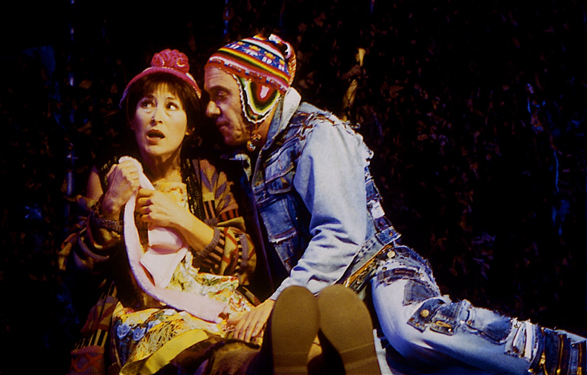 Lindy Davies — Lindy Davies