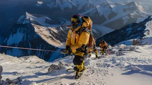 Best 2021 Mountaineering Down Suits | Mountain Expedition Gears - Namas ...