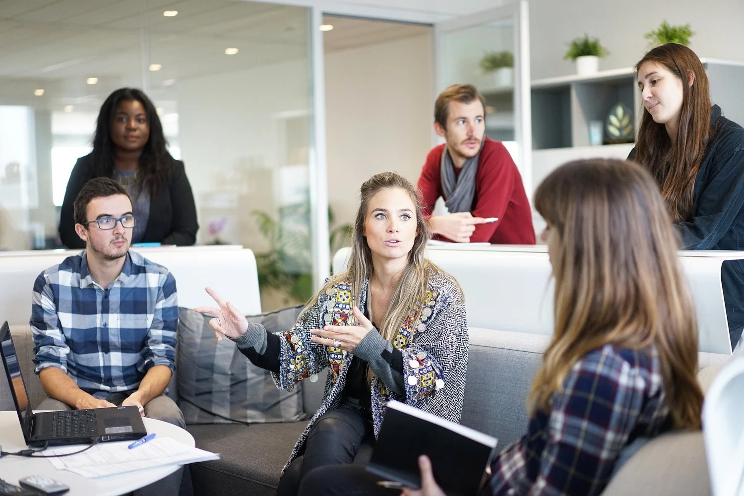How To Run Your First Meeting With Your Staff As A New Manager— Cecilia ...