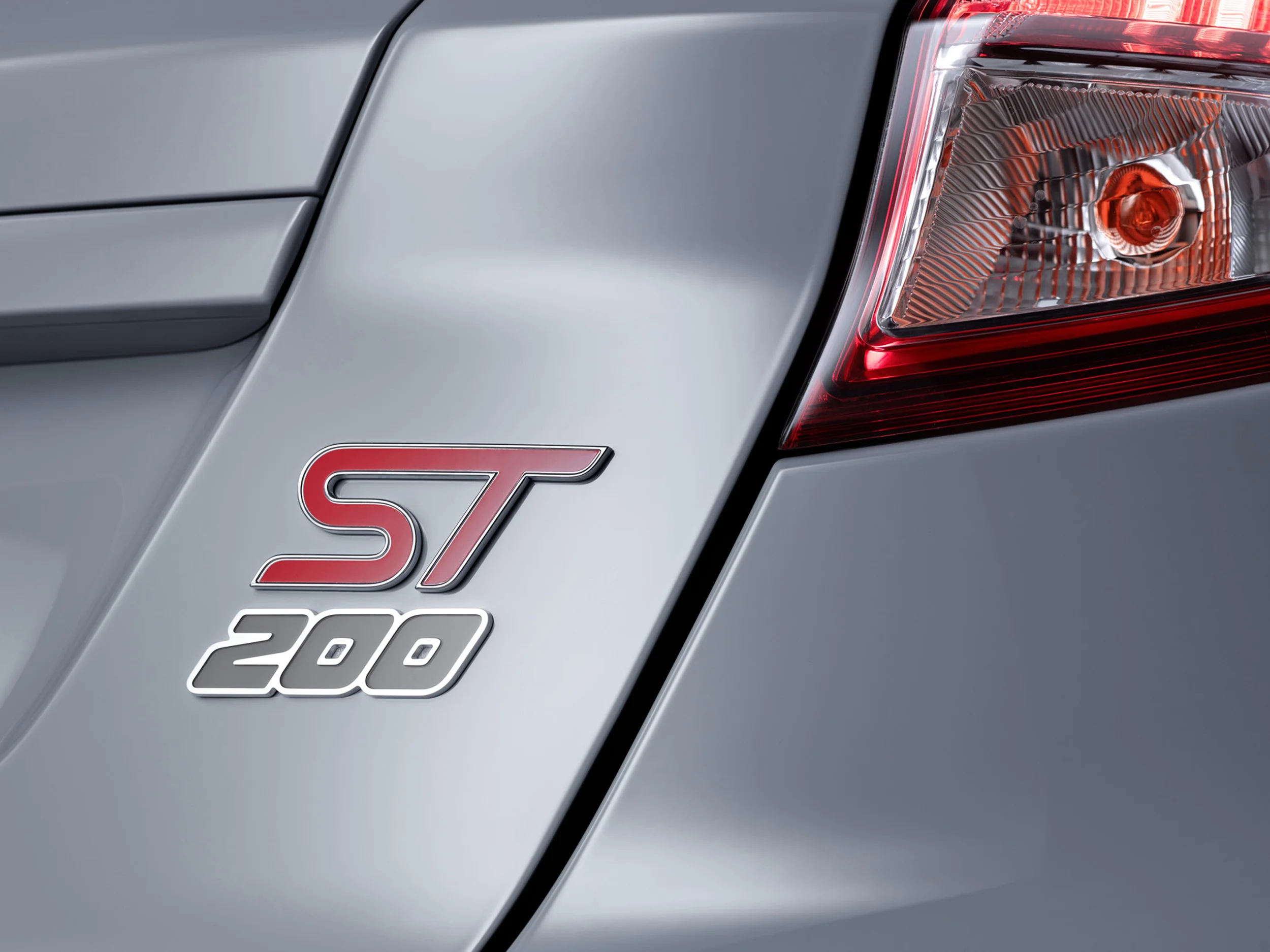 Ford marks Fiesta’s 40th with UK debut for revamped ST200 — New Car Net