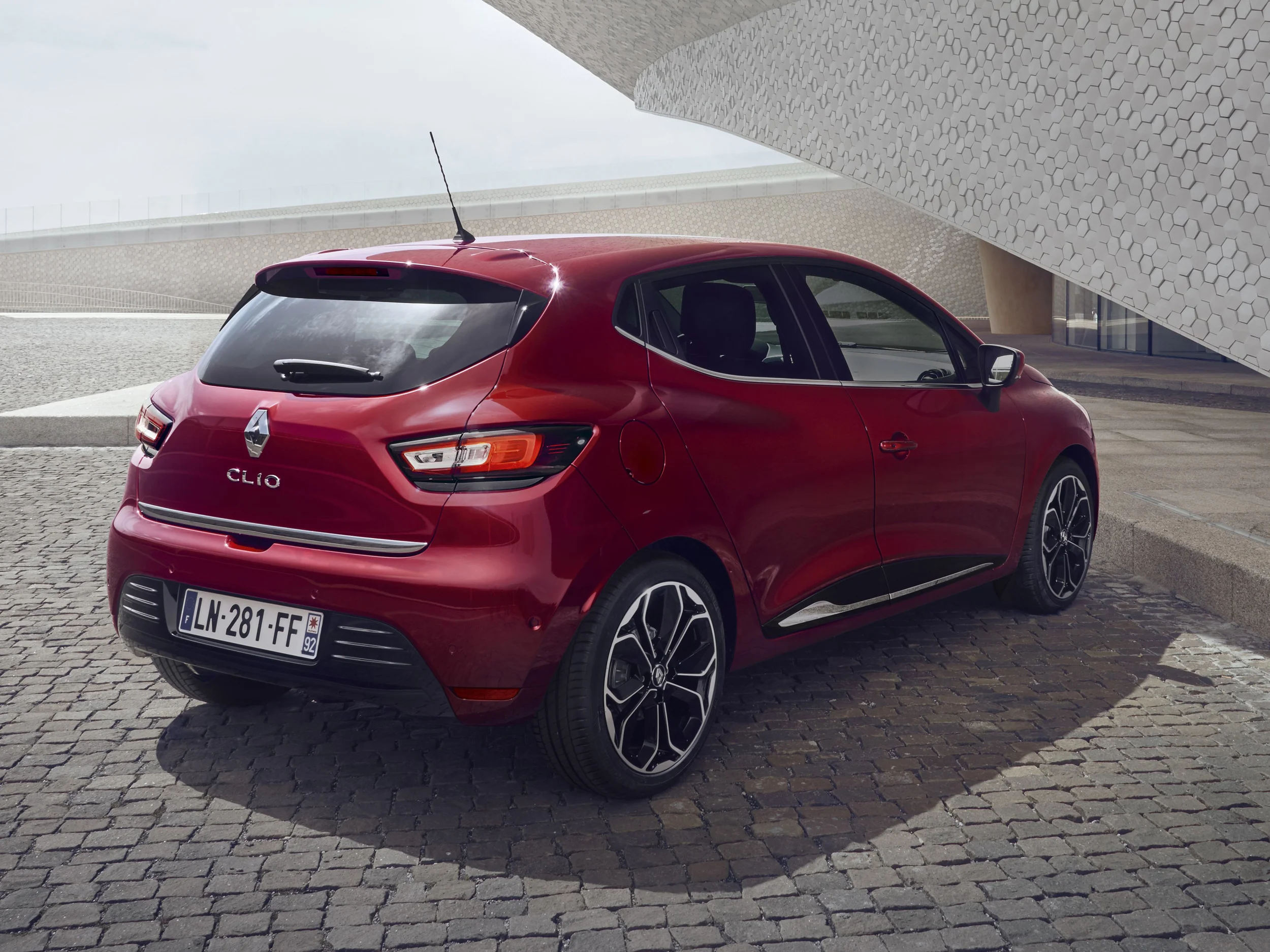 Renault reveals revamped Clio — New Car Net