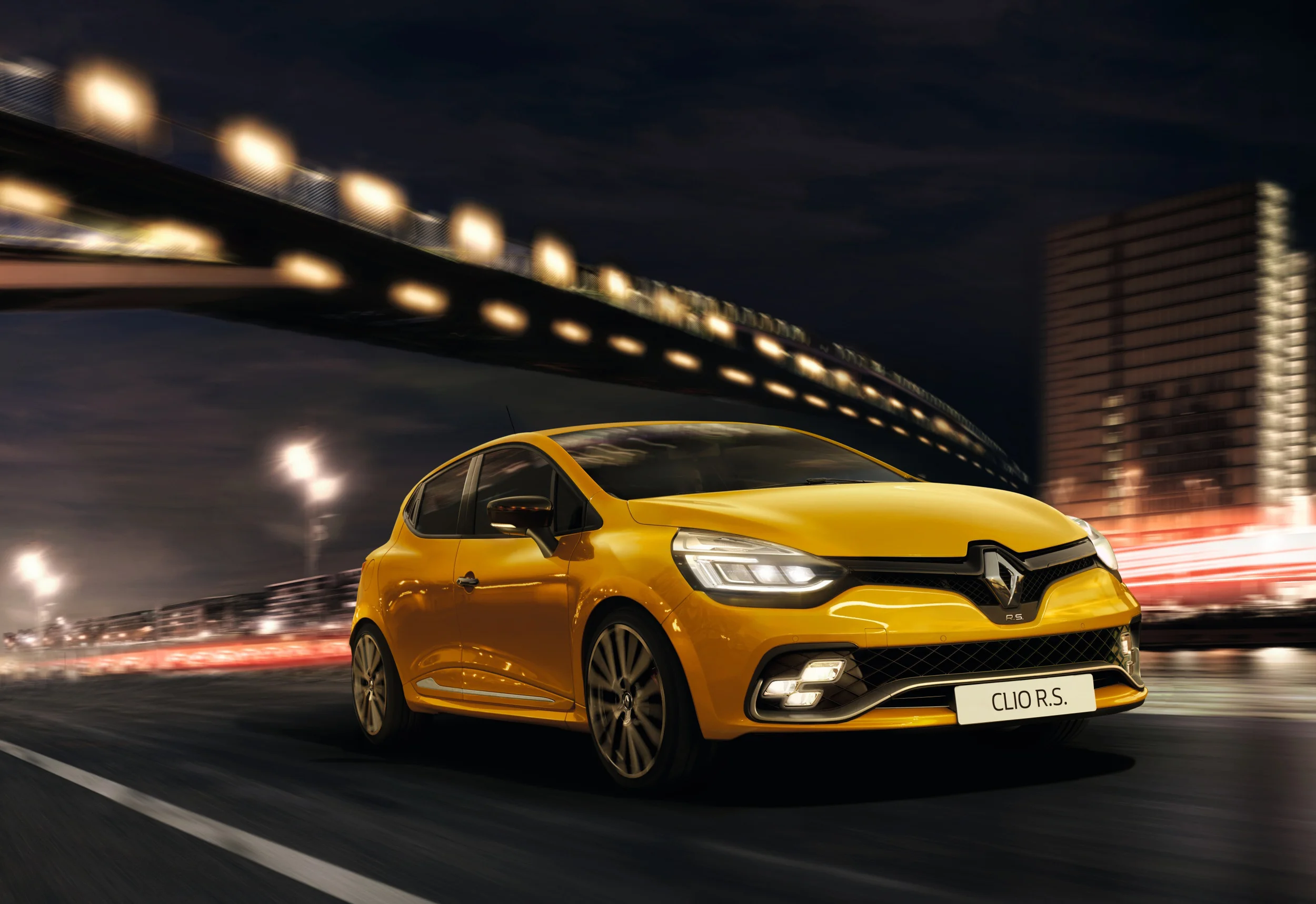 Tailor-build your own Renault Clio R.S. — New Car Net
