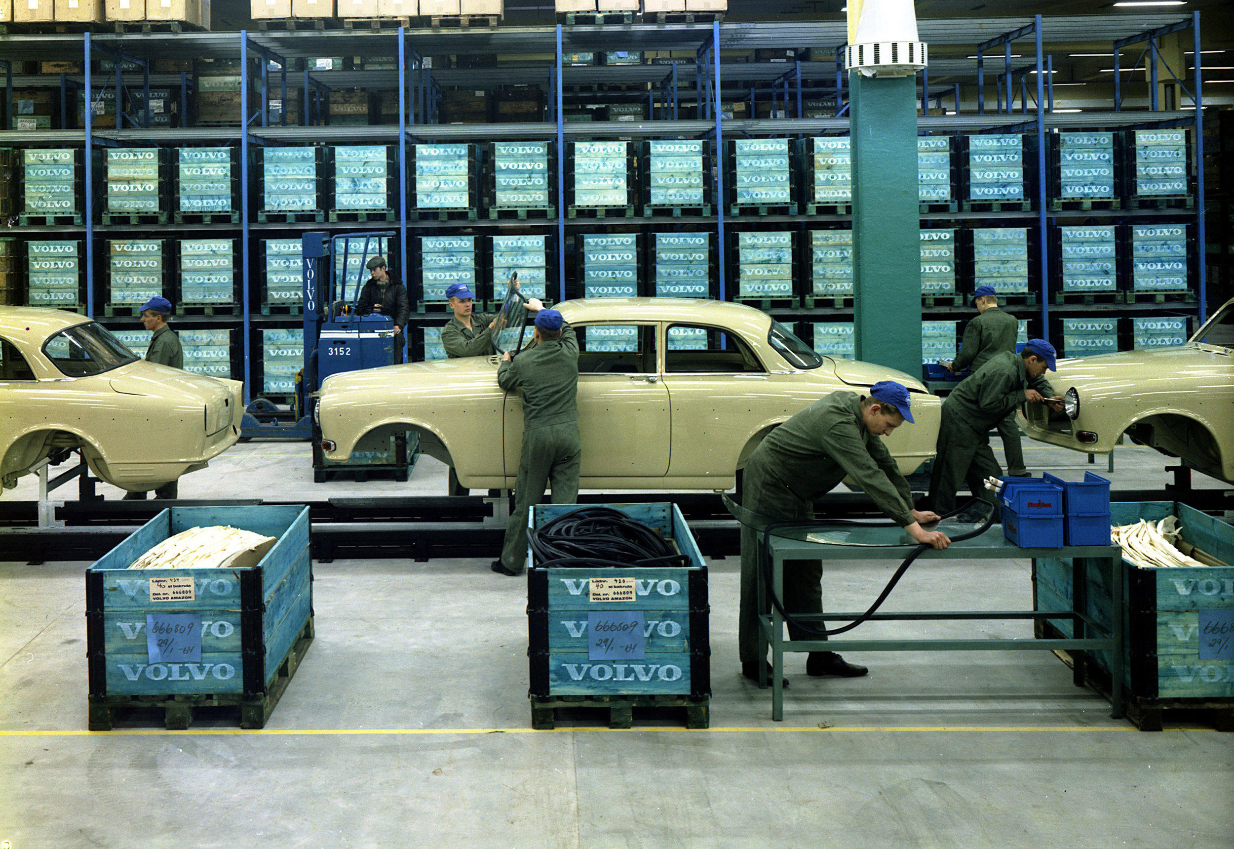 Volvo Amazon turns 60 — New Car Net