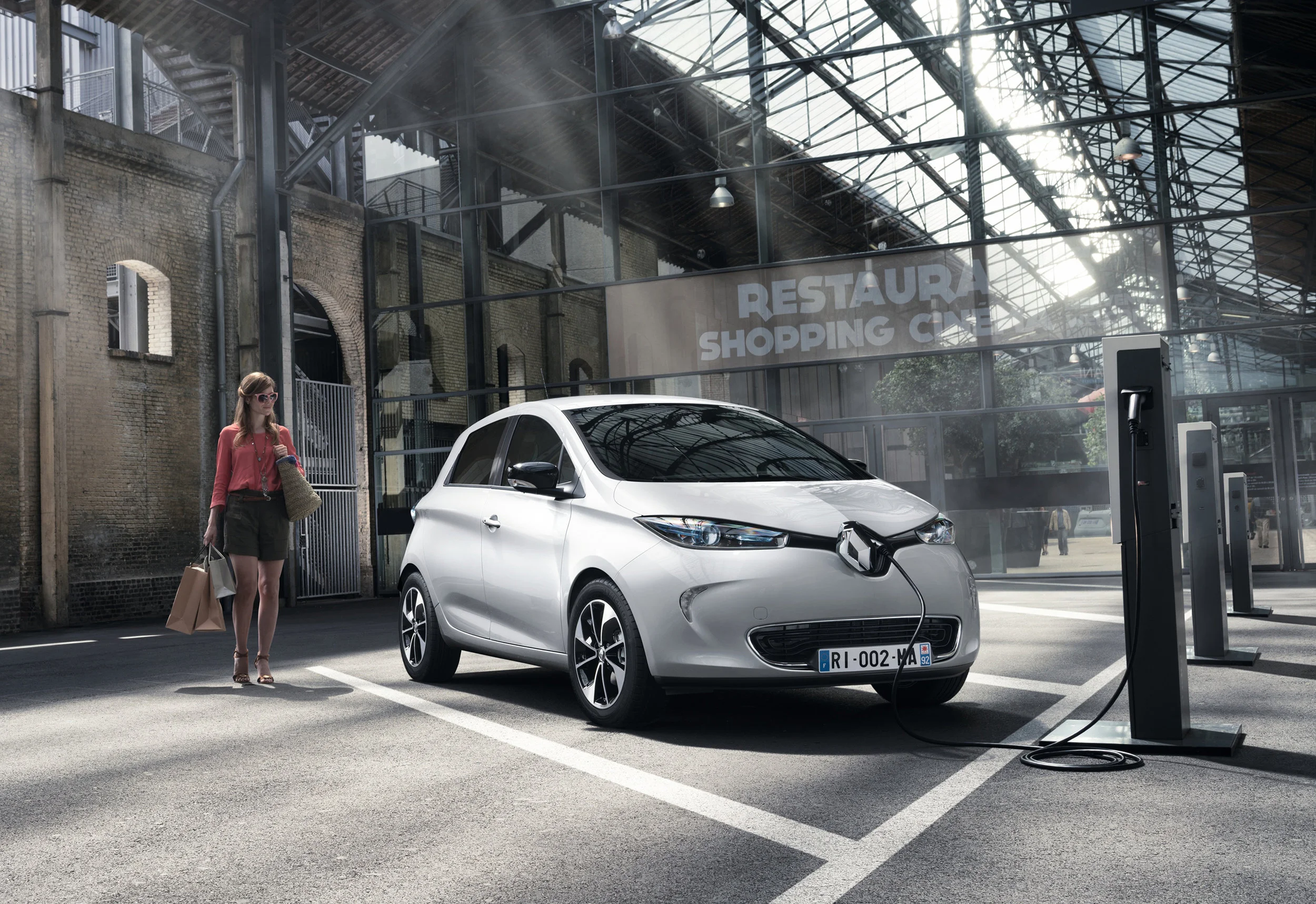 Revamped Renault Zoe now with 250-mile range — New Car Net