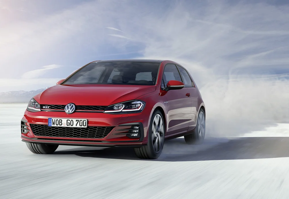 Volkswagen reveals revamped ‘digitalised’ Golf — New Car Net