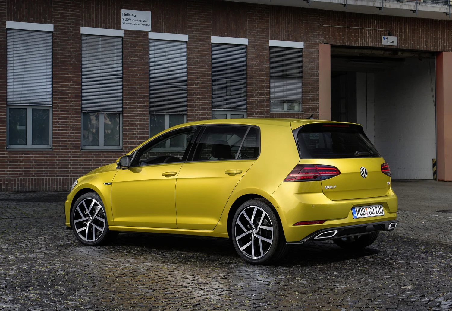 Volkswagen reveals revamped ‘digitalised’ Golf — New Car Net