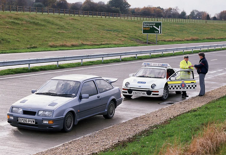 Police test new Ford Focus RS — New Car Net