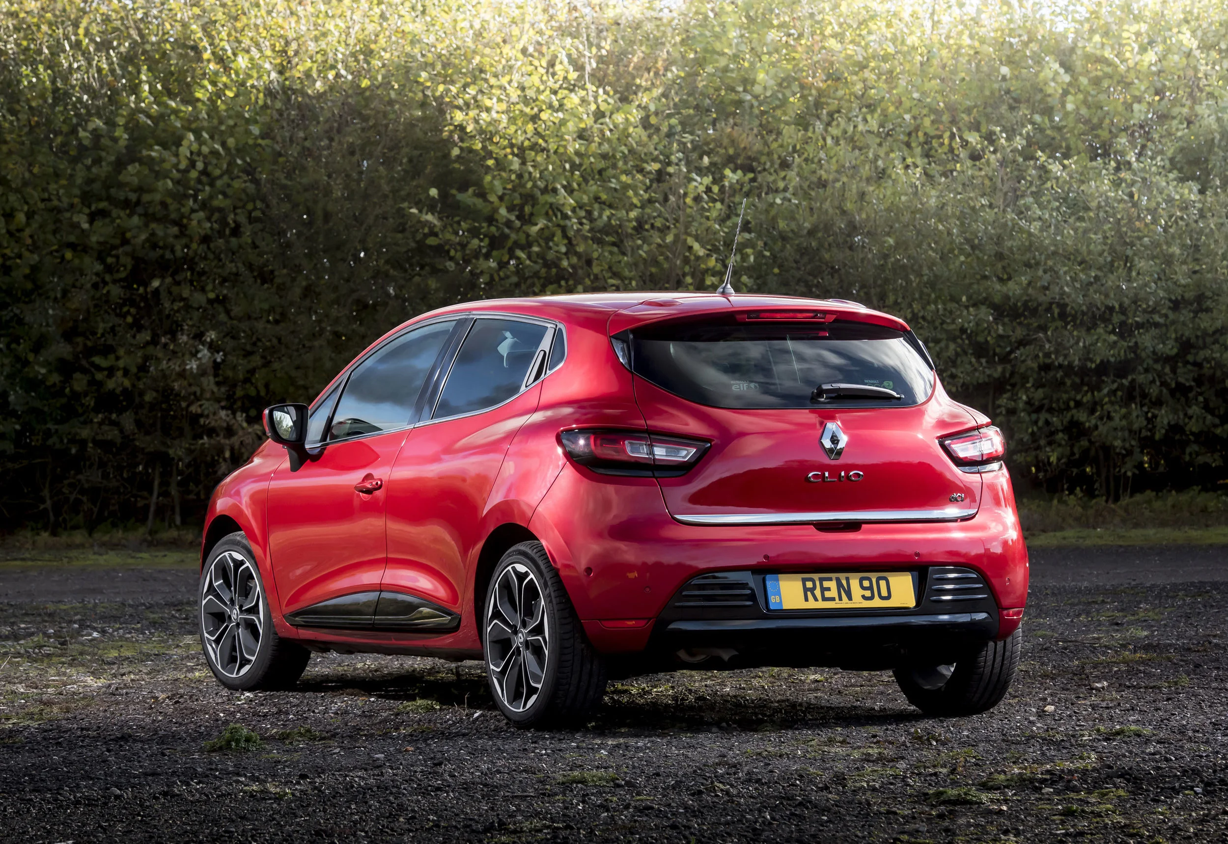 Renault adds Signature flagship to Clio range — New Car Net