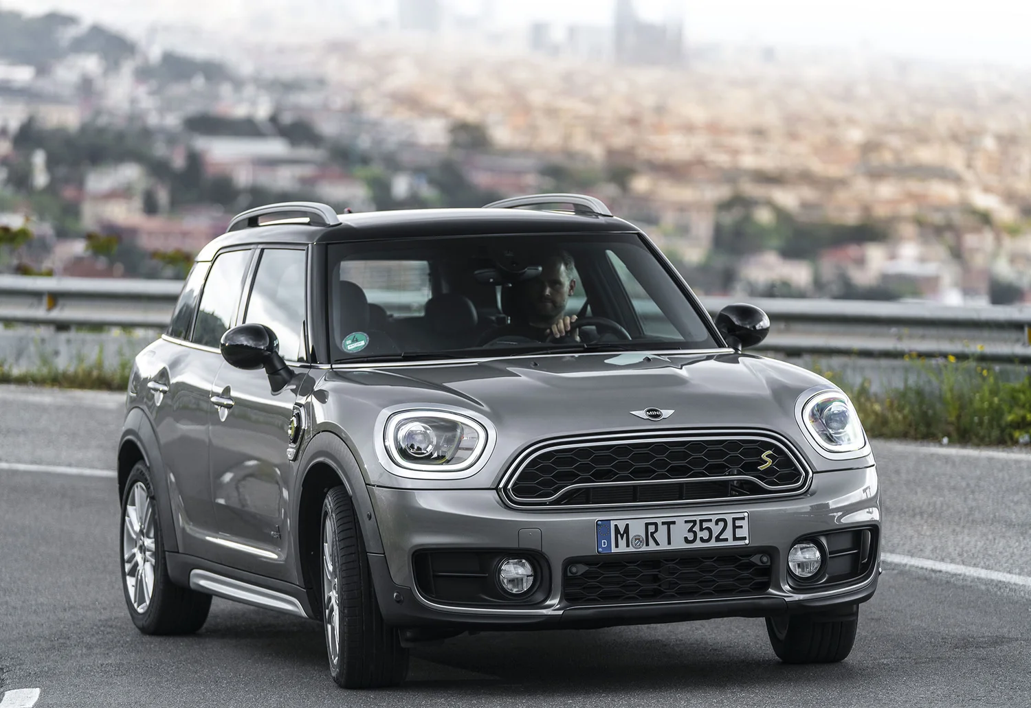 MINI confirms Goodwood FOS debut for first ever hybrid — New Car Net