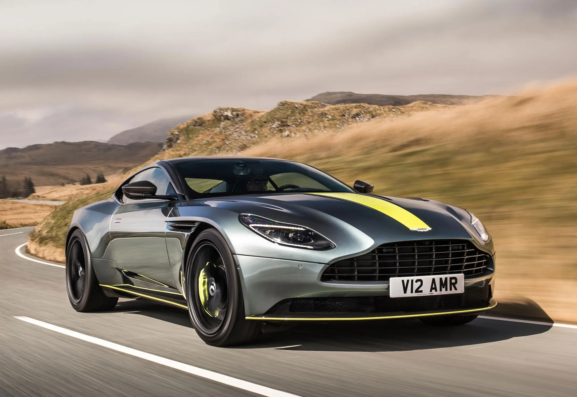 Aston Martin adds AMR flagship to DB11 range — New Car Net