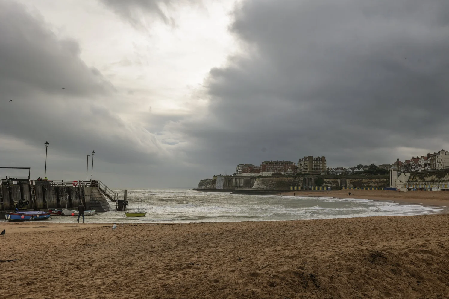 RAYMOND JONES IMAGESBLOG