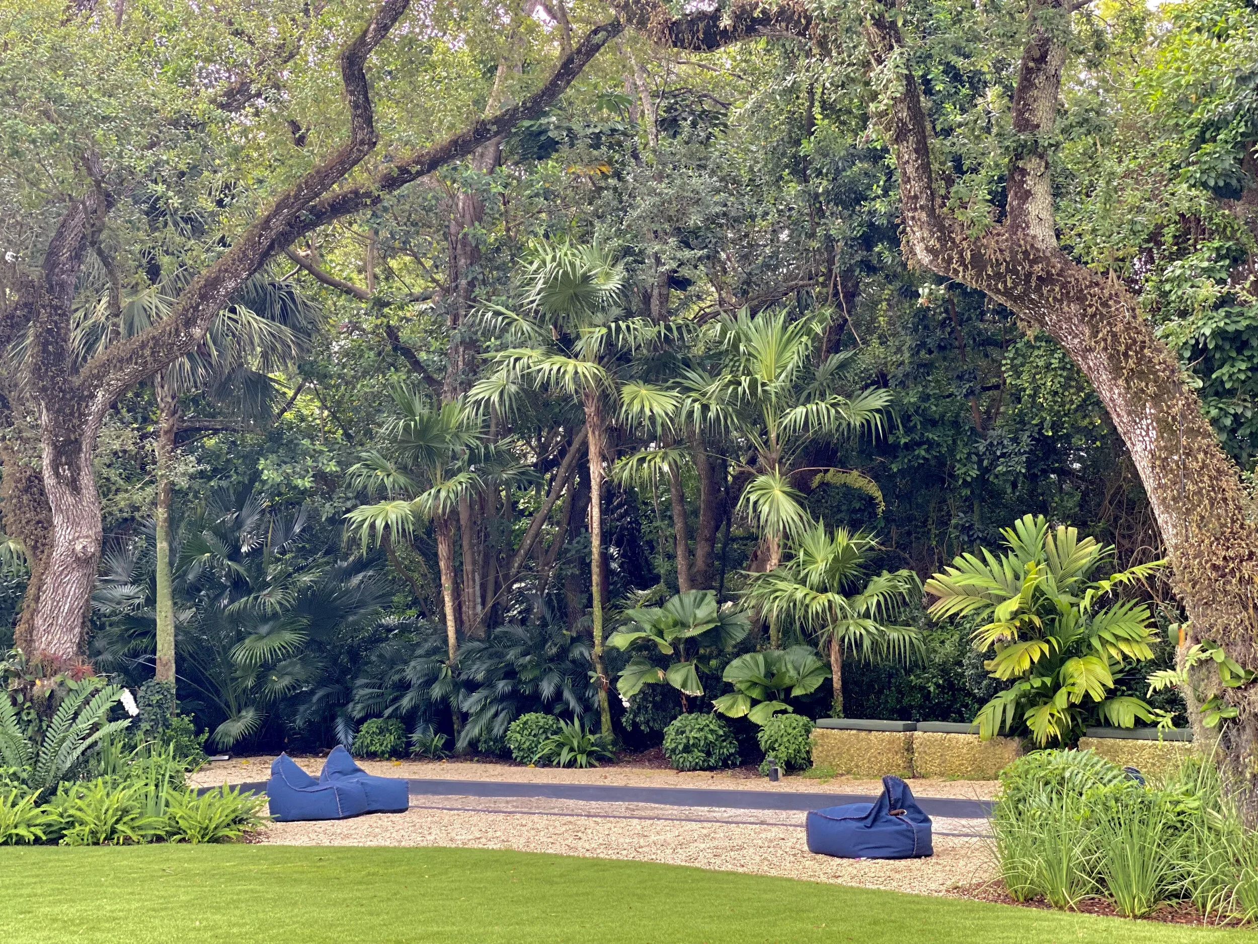 Vignerons Serenity Garden — La Casona Garden