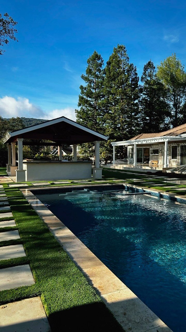 Aqua Blue Swimming Pools Construction & Remodeling