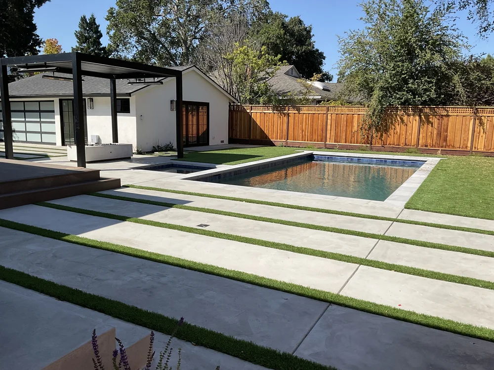 Aqua Blue Swimming Pools Construction & Remodeling