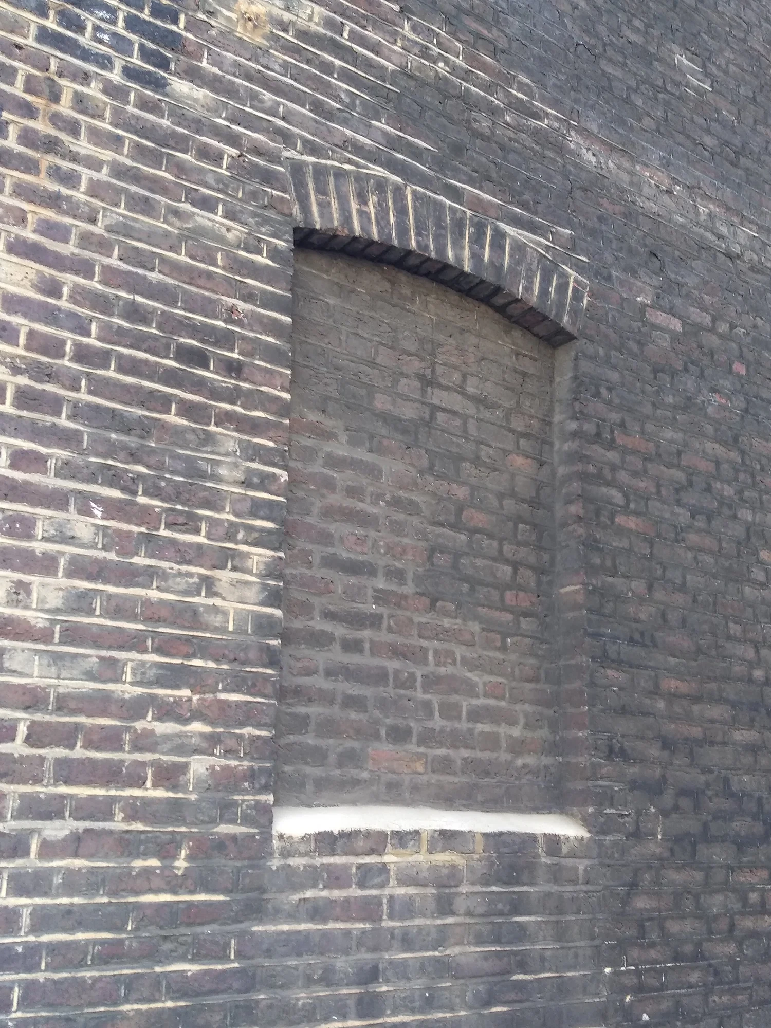 Photoprompt #18: Bricked-up window — Writers' know-how -- Terry Freedman