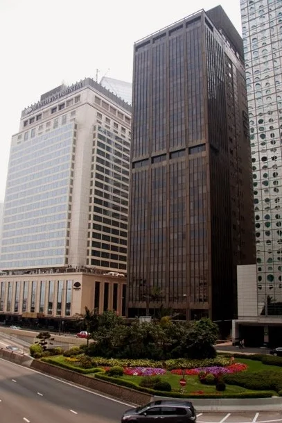 St. George's Building — Luxstate Realty